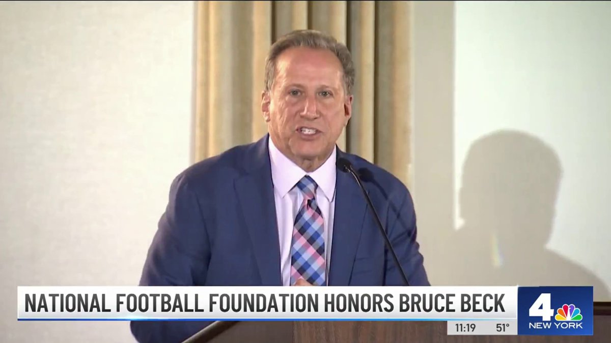National Football Foundation Honors Bruce Beck – NBC New York
