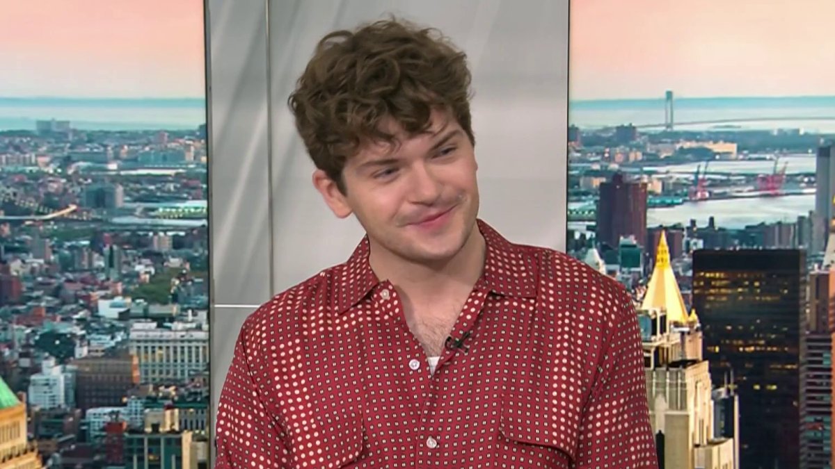 “Poker Face” Star Colton Ryan Shares Inspo For “New York, New York ...