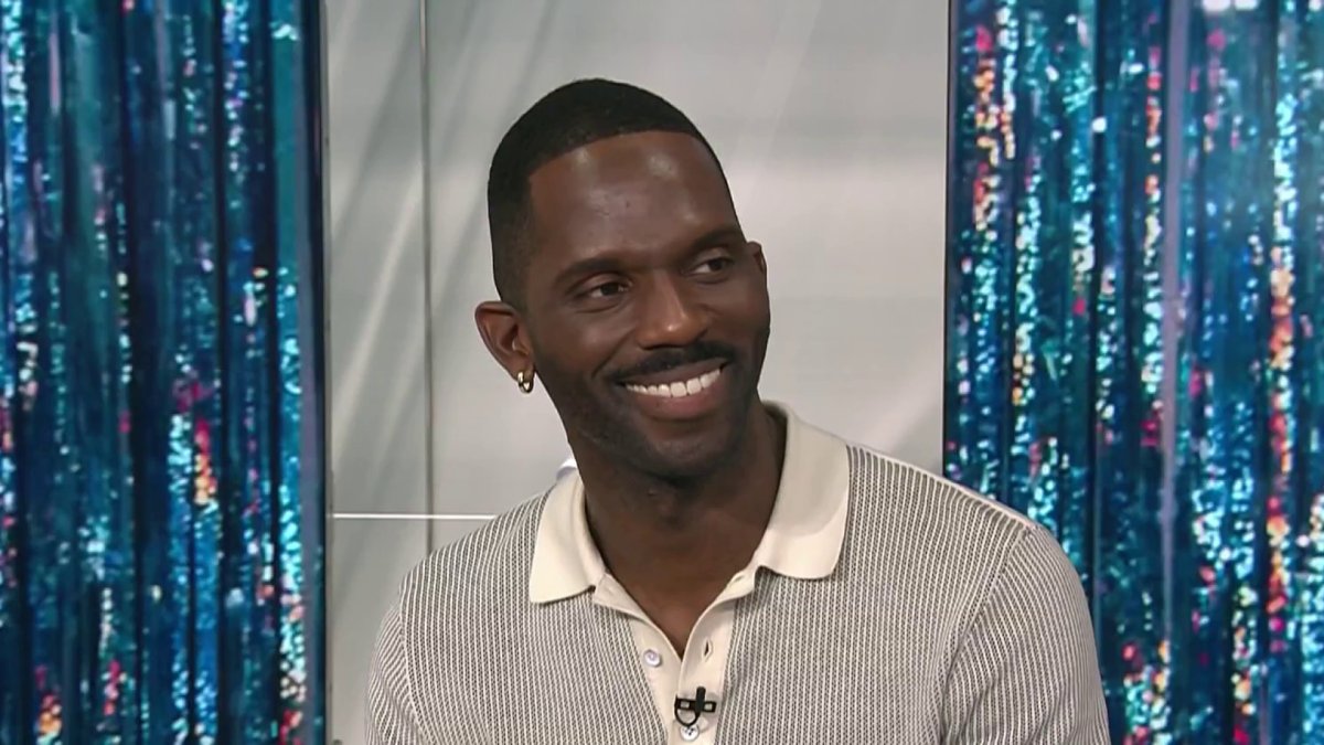 “Fat Ham” Star Calvin Leon Smith Talks Journey To Broadway – NBC New York