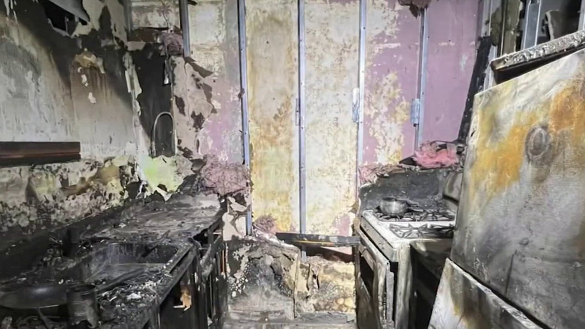 Mother 2 Young Daughters Killed In Brooklyn Apartment Fire Nbc New York