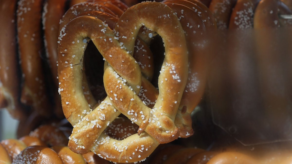 Where Can I Get Free Pretzels? Full List of Locations for National ...