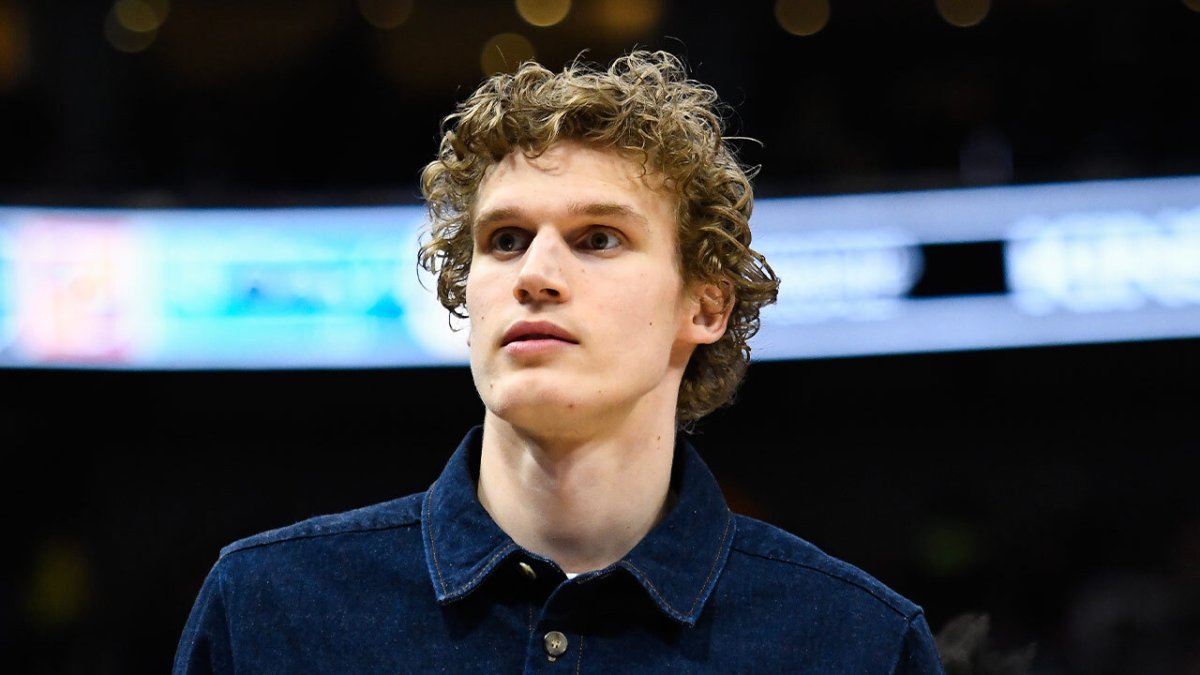 Jazz’s Lauri Markkanen Shaves Head for Finnish Military – NBC New York