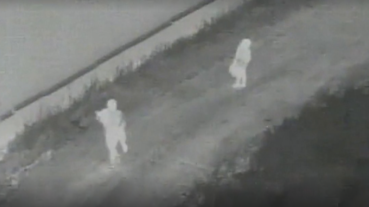 Authorities Investigate Who Dropped a 4-Year-Old Over US-Mexico Border ...
