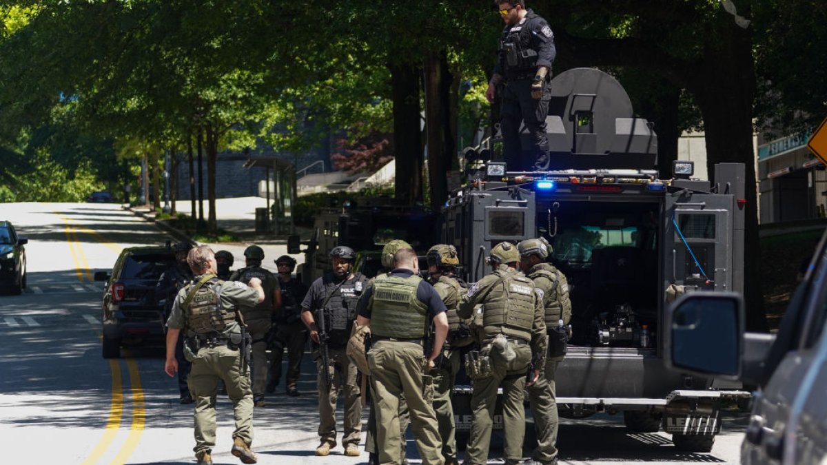 Police: 1 Dead, 4 Injured in Shooting Inside Atlanta Medical Building ...