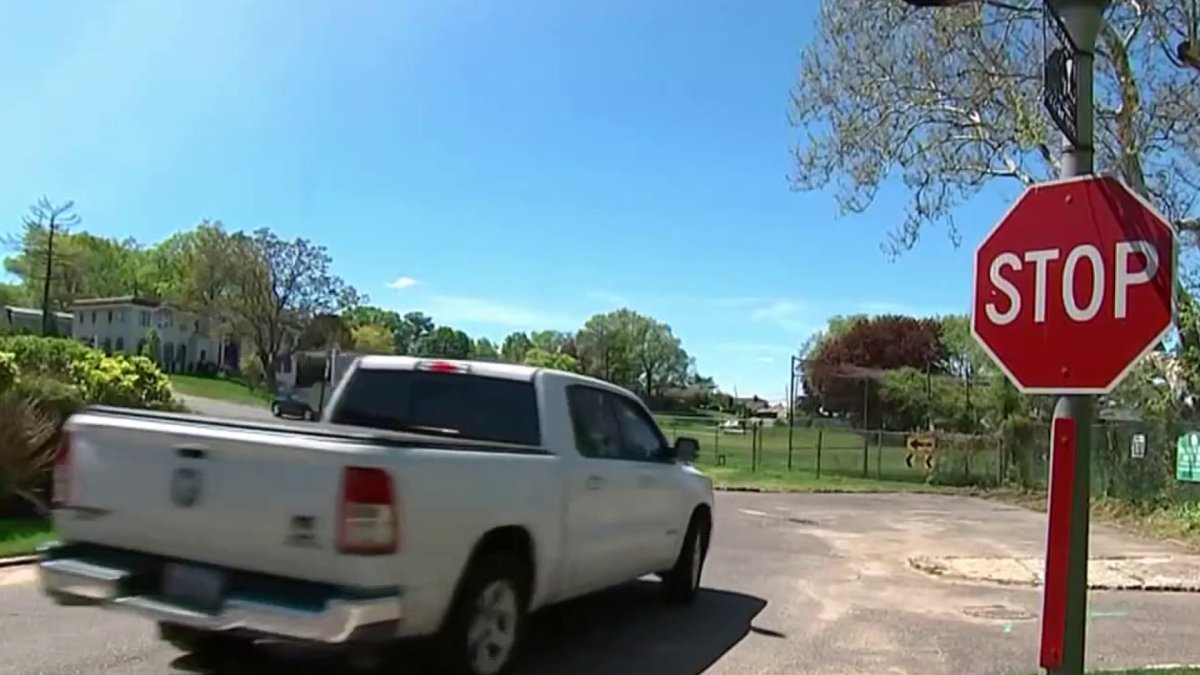 Long Island Stop Sign Cameras Used to Catch Saddle Rock Drivers – NBC ...