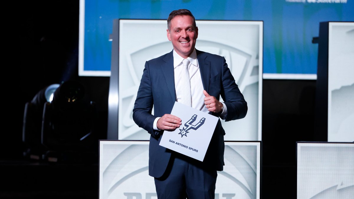 Watch Spurs Fans Go Berserk For Nba Draft Lottery Win Victor