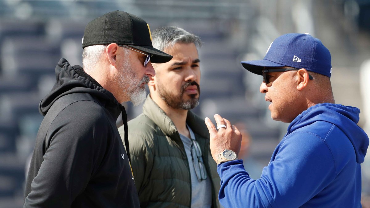 Meet Dodgers Play-by-Play Announcer Stephen Nelson – NBC New York