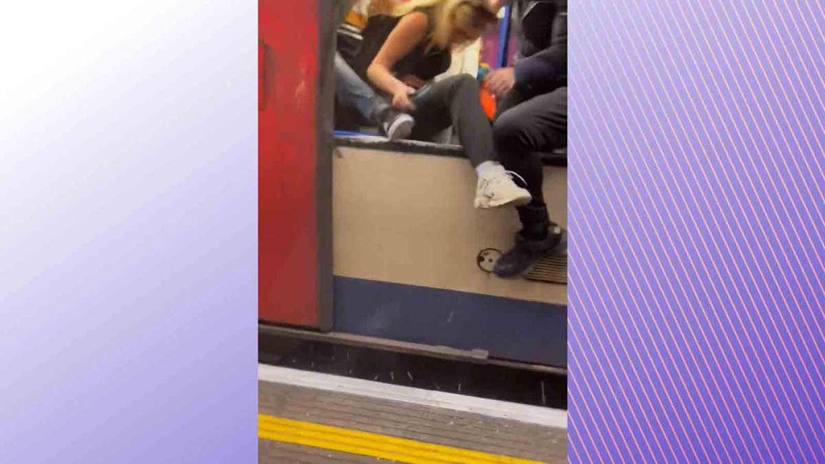 Passengers Break Windows to Escape Smoke-Filled London Train – NBC New York
