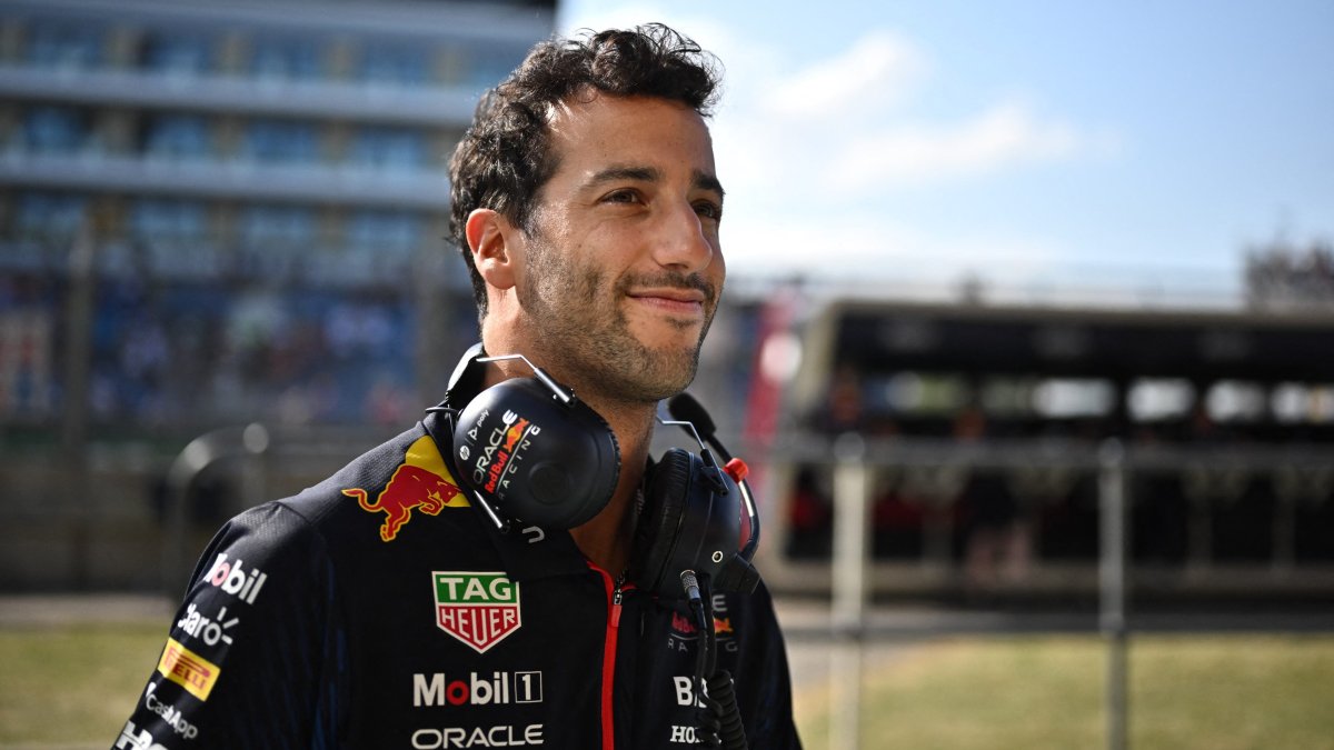 Daniel Ricciardo to replace Nyck de Vries at AlphaTauri for rest of 2023 F1 season – NBC New York