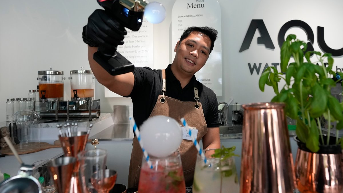 Dubai’s first ‘gourmet water’ bar serves up to 30 different types of ...