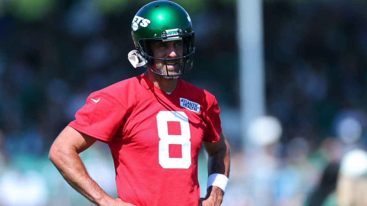 Why Aaron Rodgers took huge pay cut with New York Jets – NBC New York