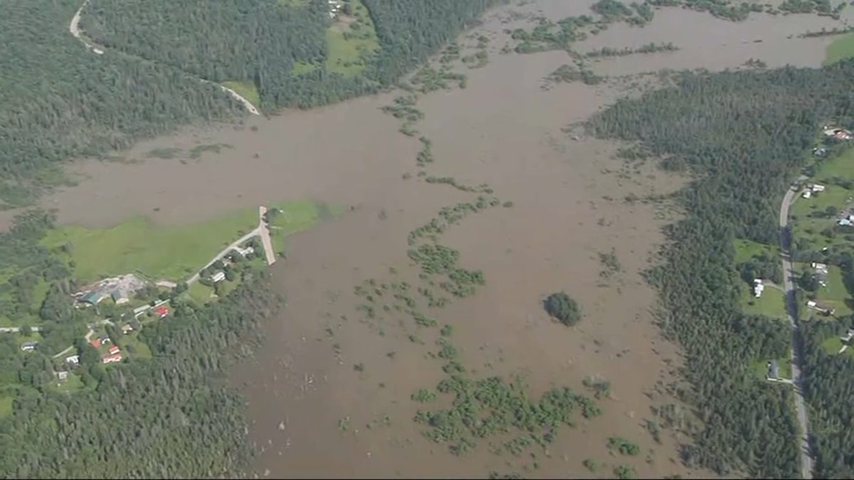 Video shows Vermont flooding: Montpelier dam danger, Gov. Scott gives ...