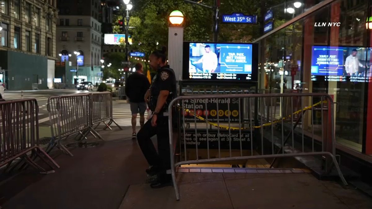 Herald Square subway stabbing: Victim stabbed by panhandler who asked ...