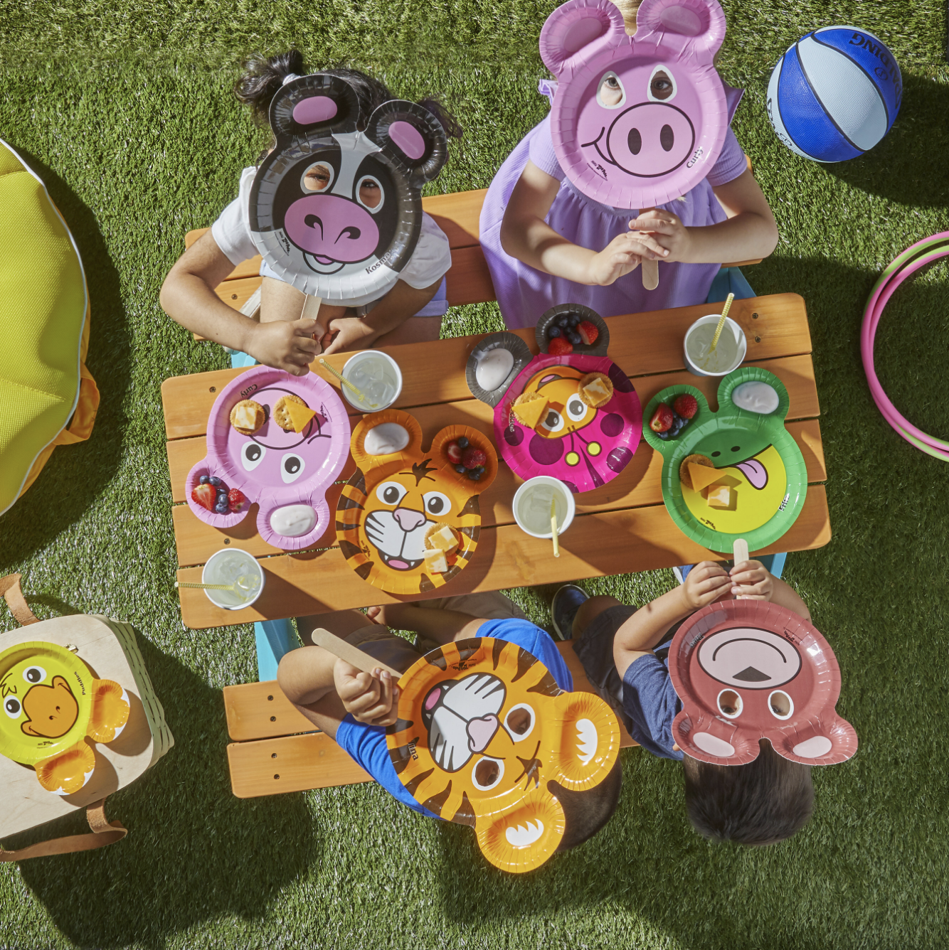 Zoo Pals plates are coming back to feed your inner child – NBC New York
