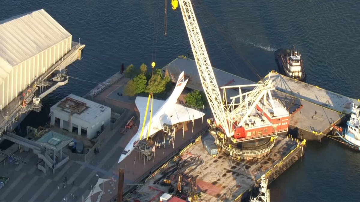 Concorde jet removed from Intrepid Museum for restoration in Brooklyn ...