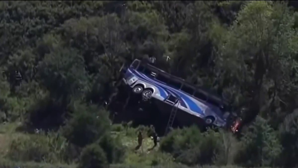 Calls for better access to I-84 after deadly NY bus crash – NBC New York