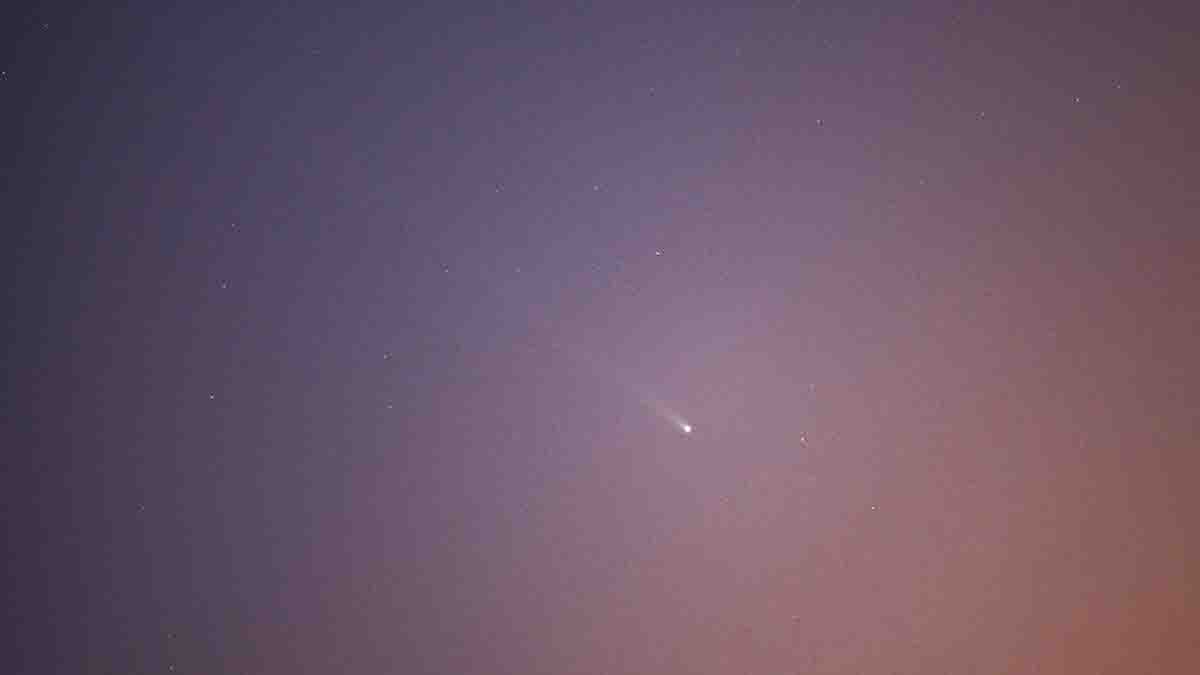 Catch a new comet before it vanishes for 400 years – NBC New York