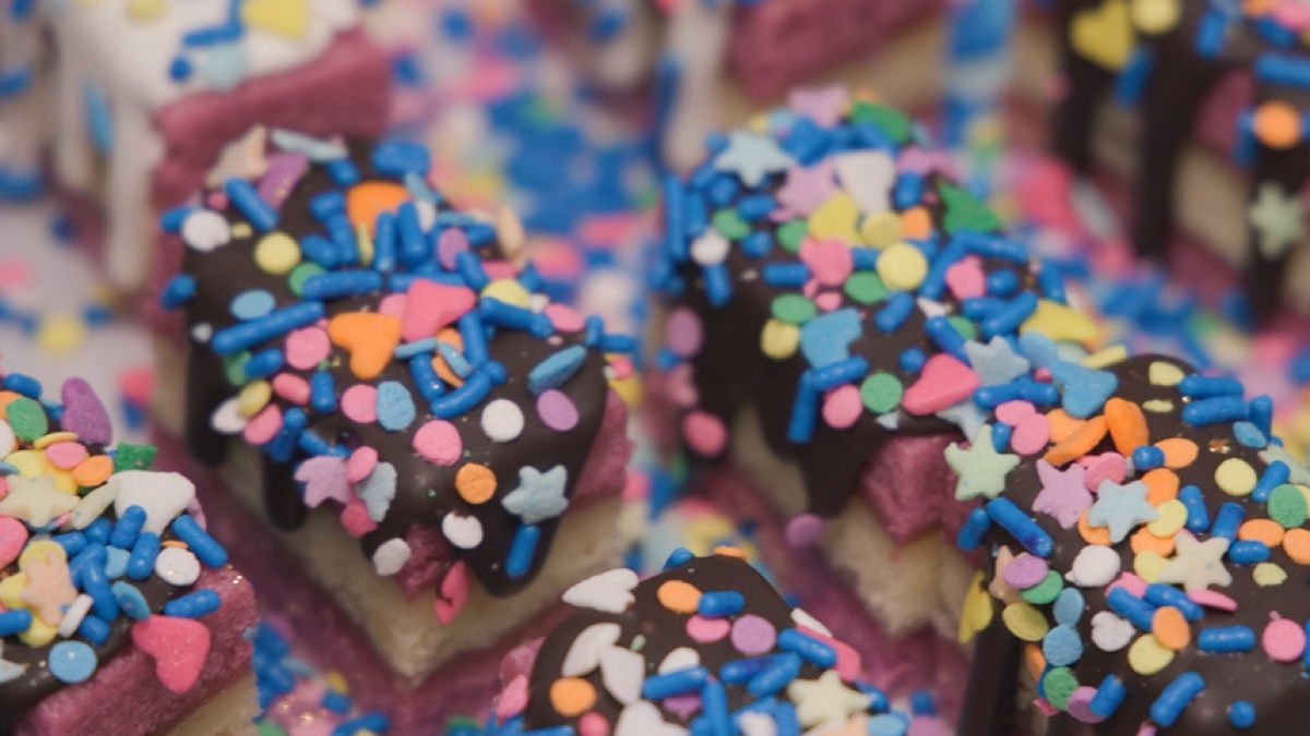 These Rainbow Cookies Have A Modern Twist… And They Are Next-Level ...