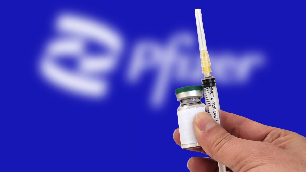 Pfizer swings to quarterly loss due to Paxlovid, Covid vaccine write ...