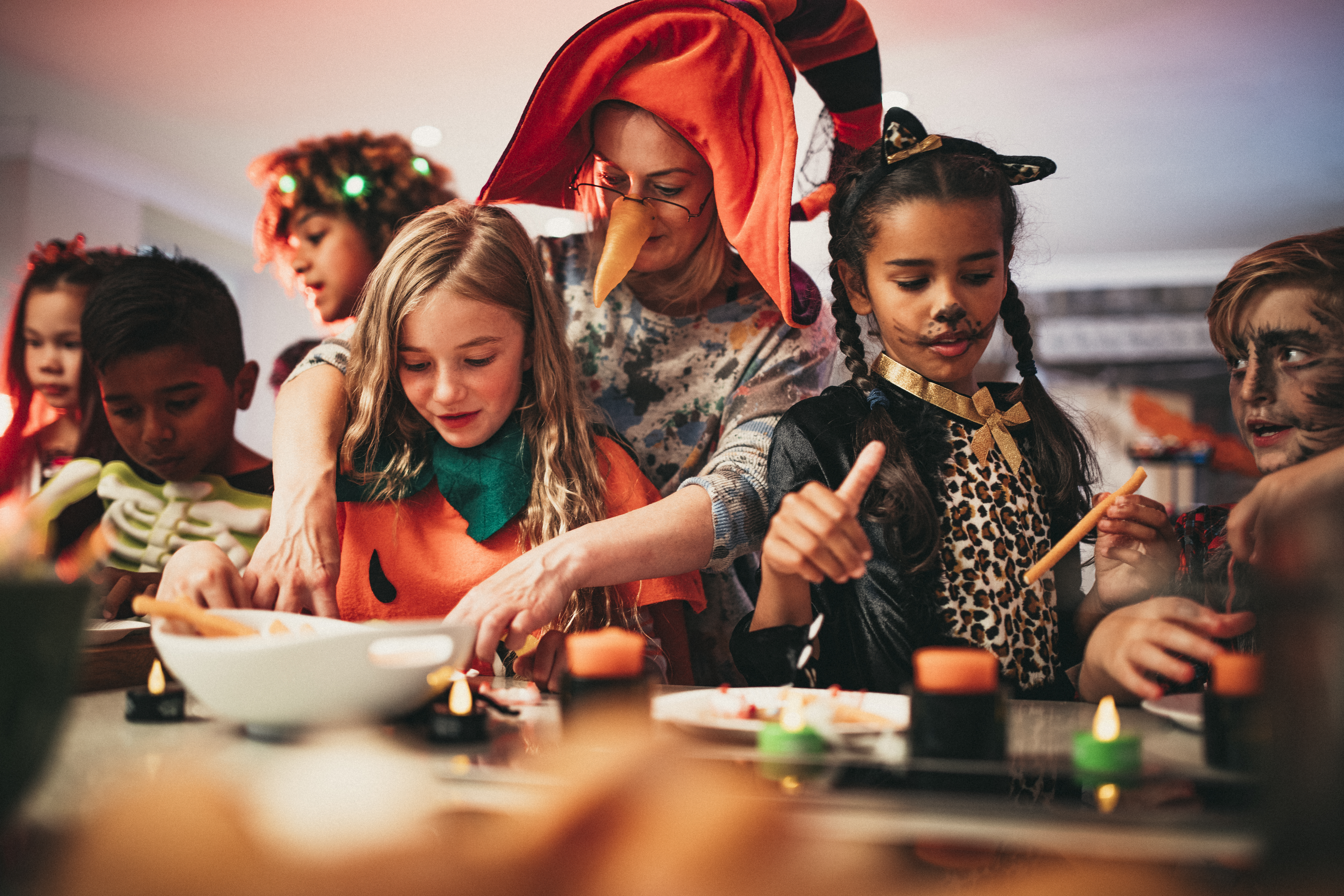 Here’s how to throw a kids Halloween party on a budget – NBC New York