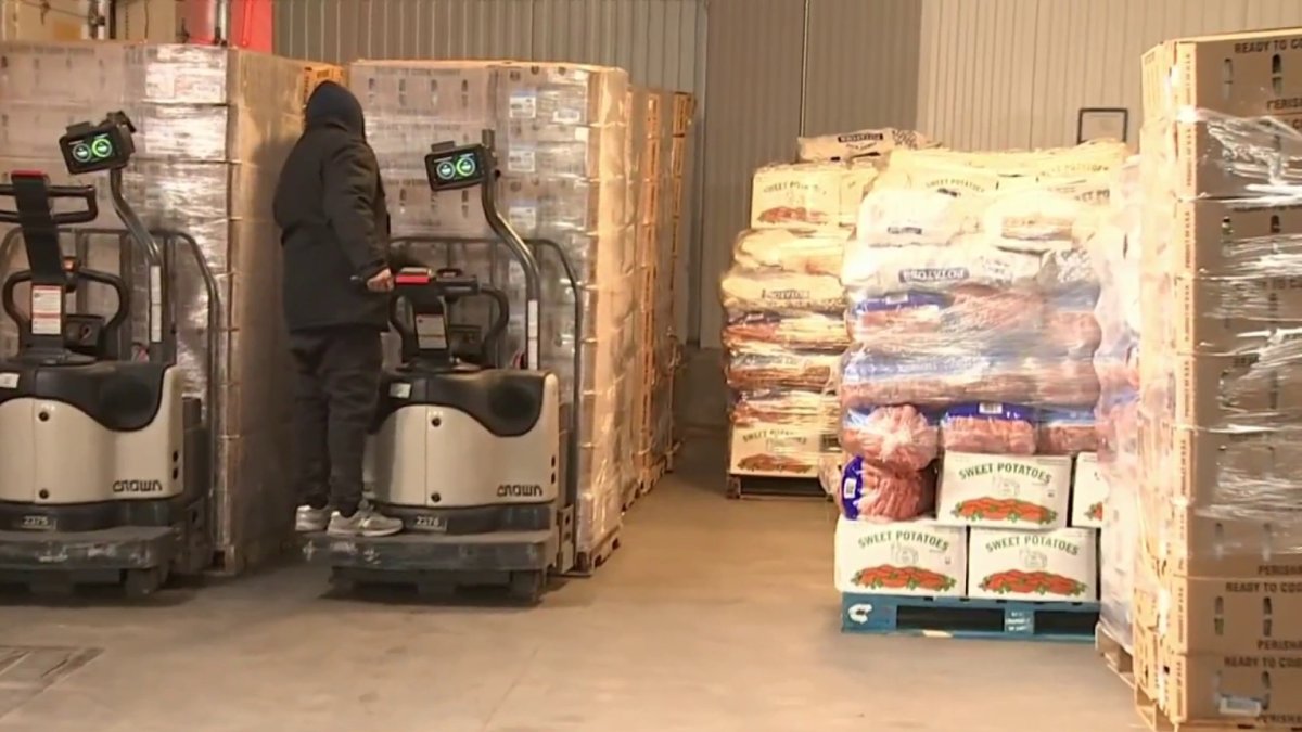 Guiness World Record set for most turkeys donated in 24 hours – NBC New ...