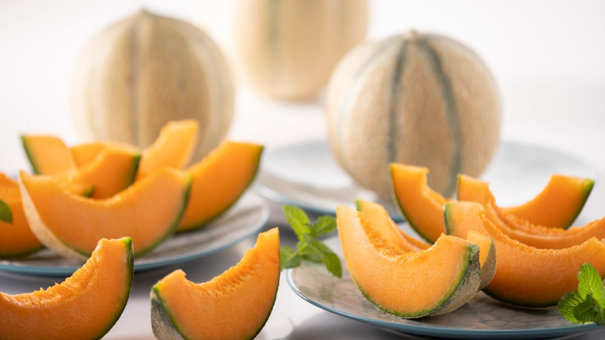 Avoid pre-cut cantaloupe if source is unknown amid salmonella outbreak ...