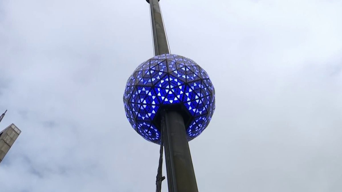 Times Square prepped and ready for New Year’s Eve celebration – NBC New ...