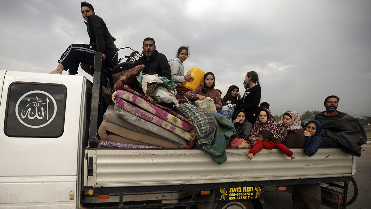 Israel-Hamas war: Thousands flee widening assault in central Gaza – NBC ...