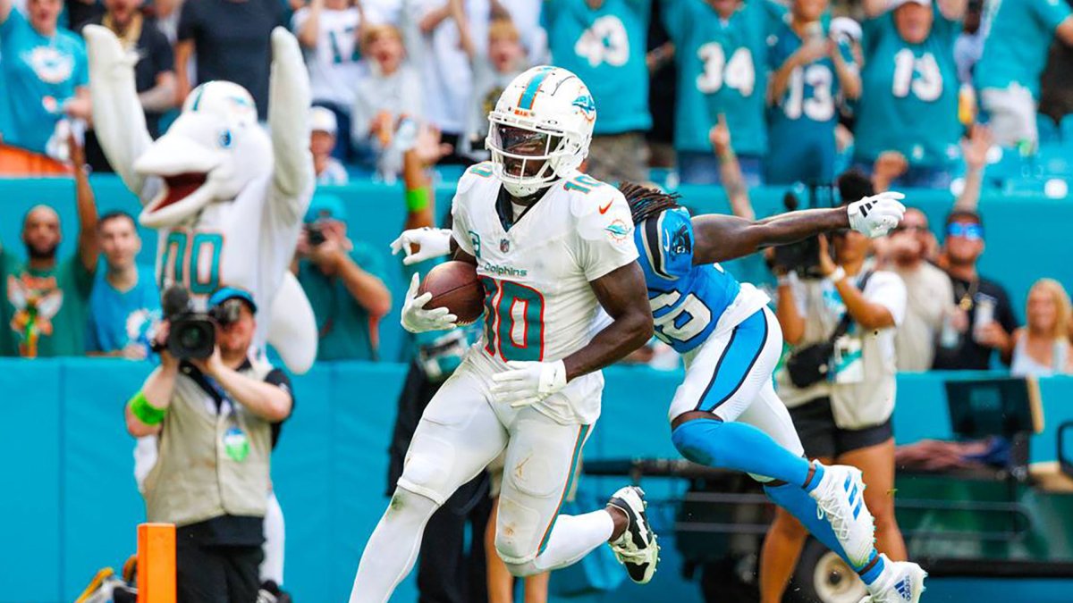 Tyreek Hill covering pay for suspended NFL photographer – NBC New York