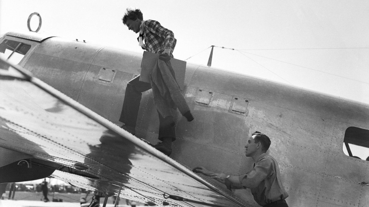 Explorer believes he found Amelia Earhart’s long-lost plane – NBC New York