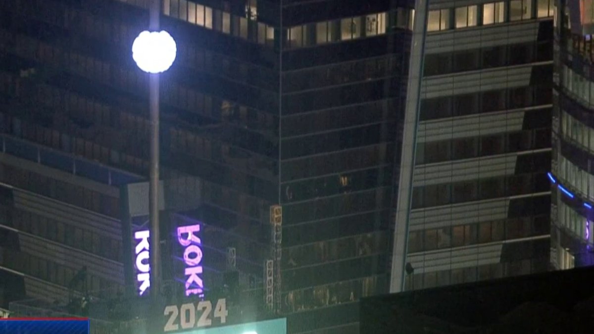 Times Square was packed once again on New Year’s Eve for iconic ball ...