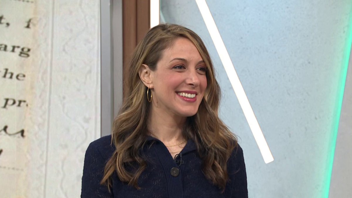 Natalie Gold Talks Acclaimed New Play, “Appropriate” – NBC New York