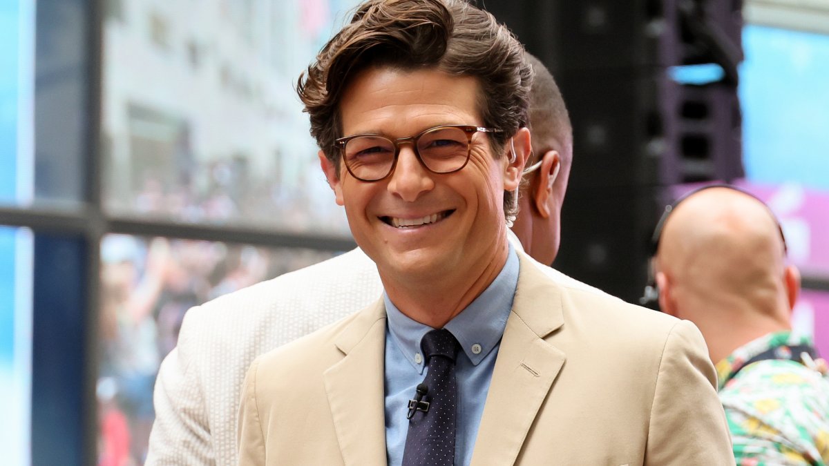 Woman scammed by someone claiming to be Jacob Soboroff – NBC New York