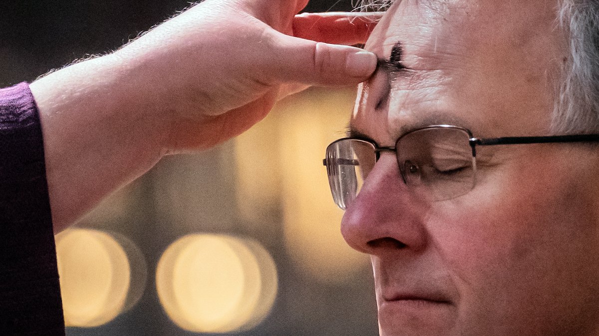 What is Ash Wednesday? Why Catholics get ashes on their forehead – NBC New York