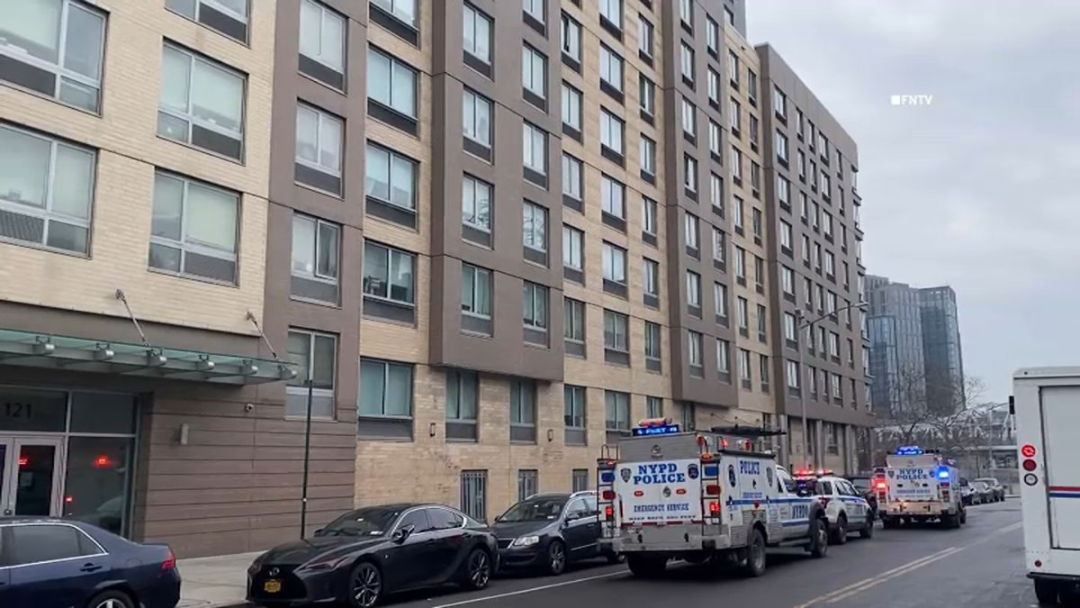 East Harlem building fall leaves boy with minor injuries – NBC New York