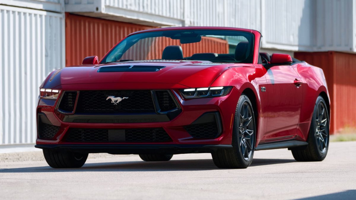 Ford sees opportunity for Mustang as competitors abandon V8 engines ...