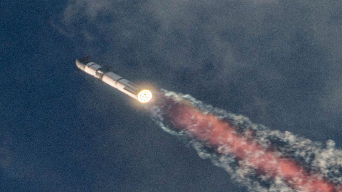 SpaceX’s Starship notches major flight test milestones, breaks up over ...