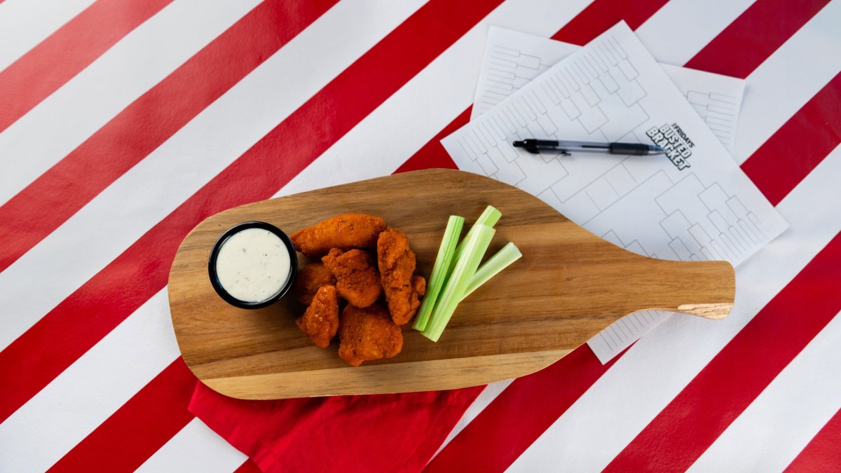 TGI Fridays offering free wings in March Madness deal – NBC New York