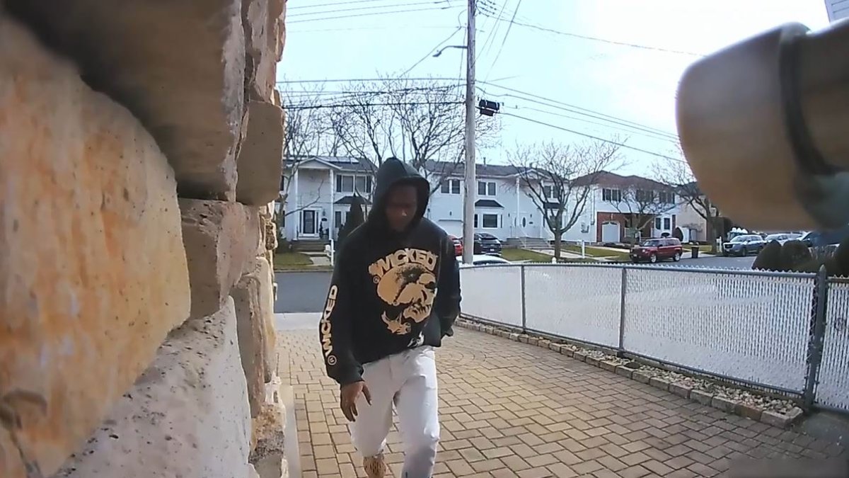$1,500 package stolen off Staten Island doorstep – NBC New York