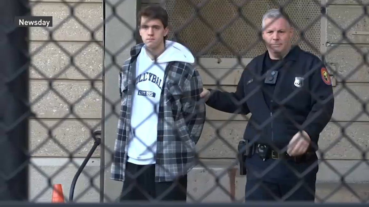 Hempstead volleyball coach charged for alleged sex assault of teen ...