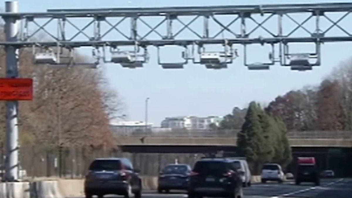 A warning for drivers about paying E-Z Pass toll fees on time after ...