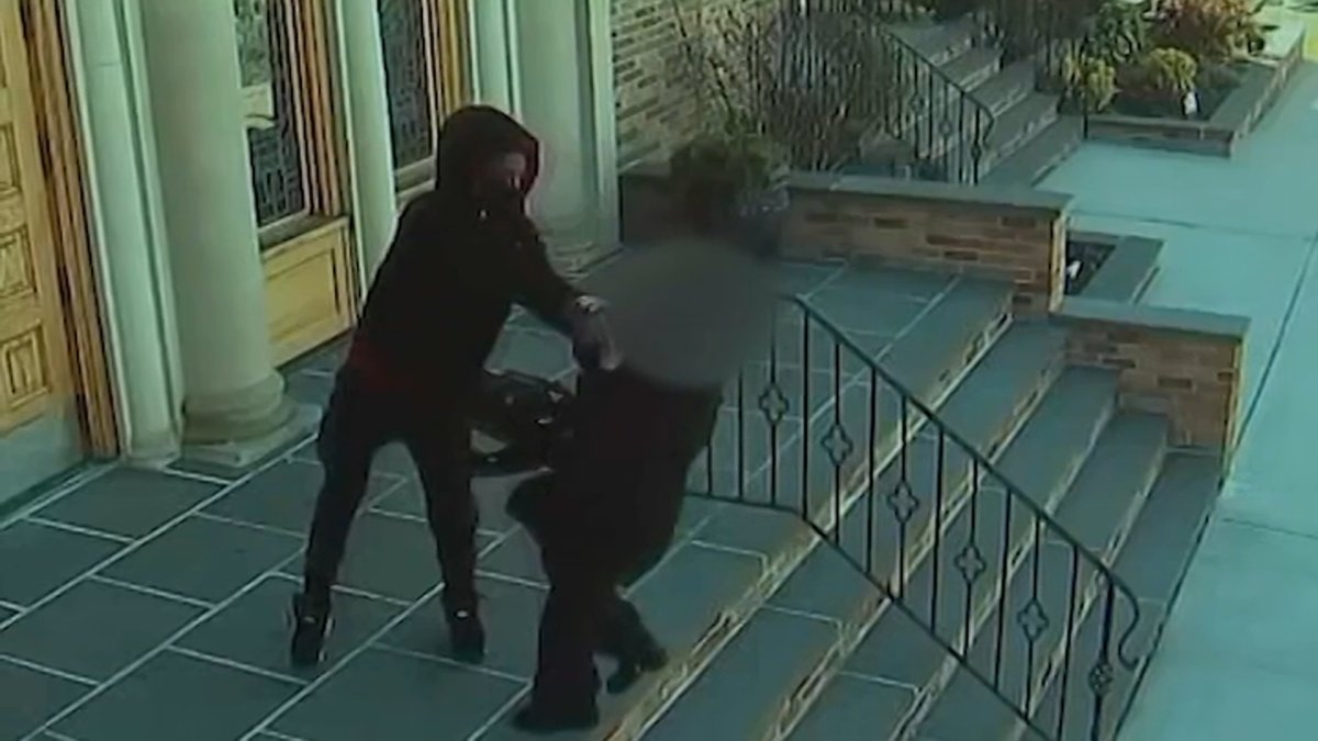 Queens church attack: Teen suspected in violent robbery at Briarwood ...