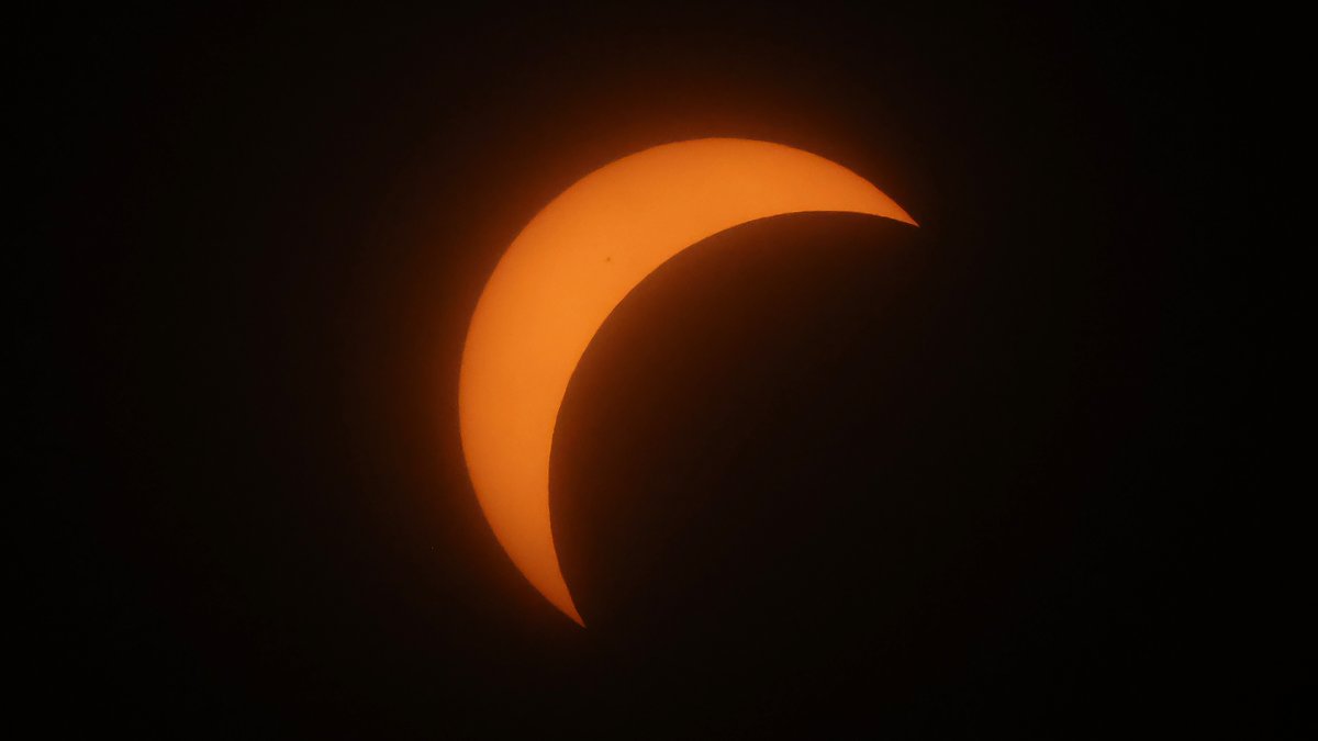 Rare ‘double sunrise’ solar eclipse coming this week – NBC New York
