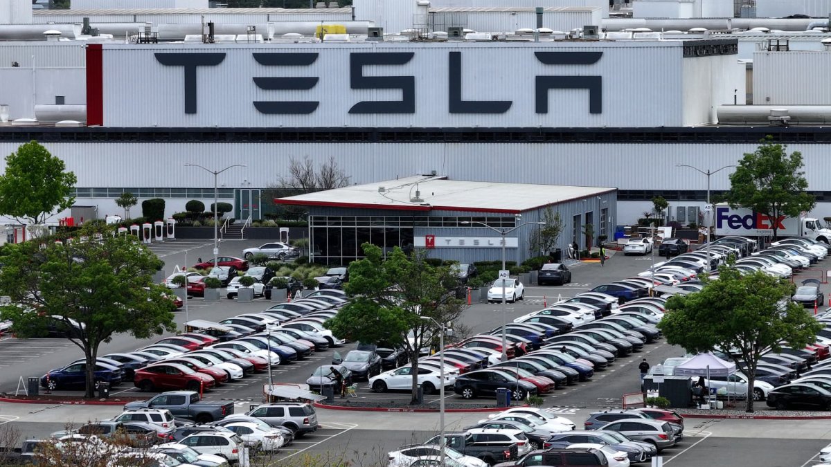 Tesla is sued over air pollution from factory operations in Fremont ...
