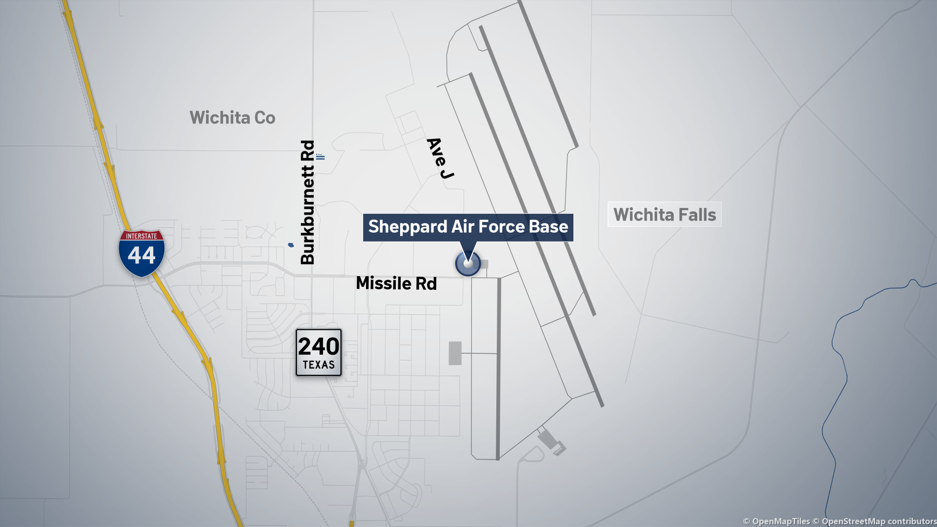 Pilot dies after ejection seat fires while on the ground at Texas’s ...