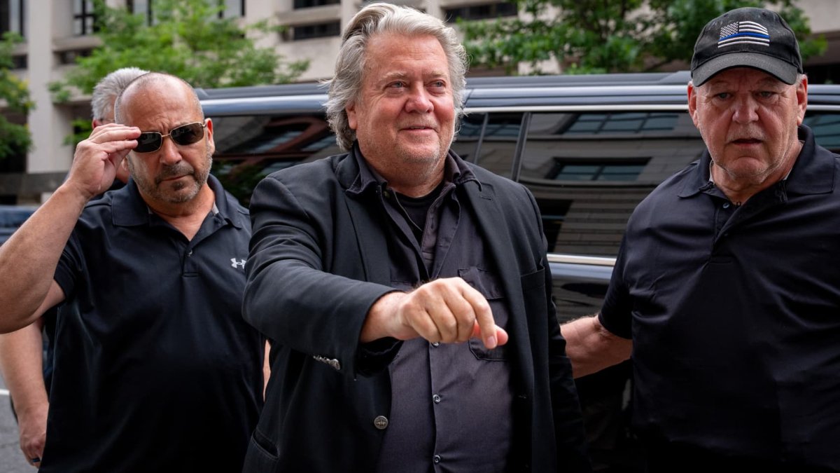 Former Trump aide Steve Bannon ordered to jail by July 1 to serve ...
