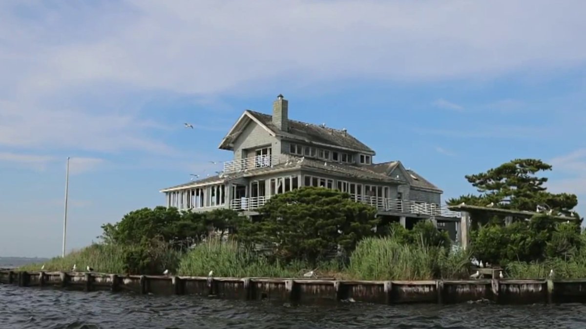 Abandoned mansion on private NJ island finally demolished – NBC New York