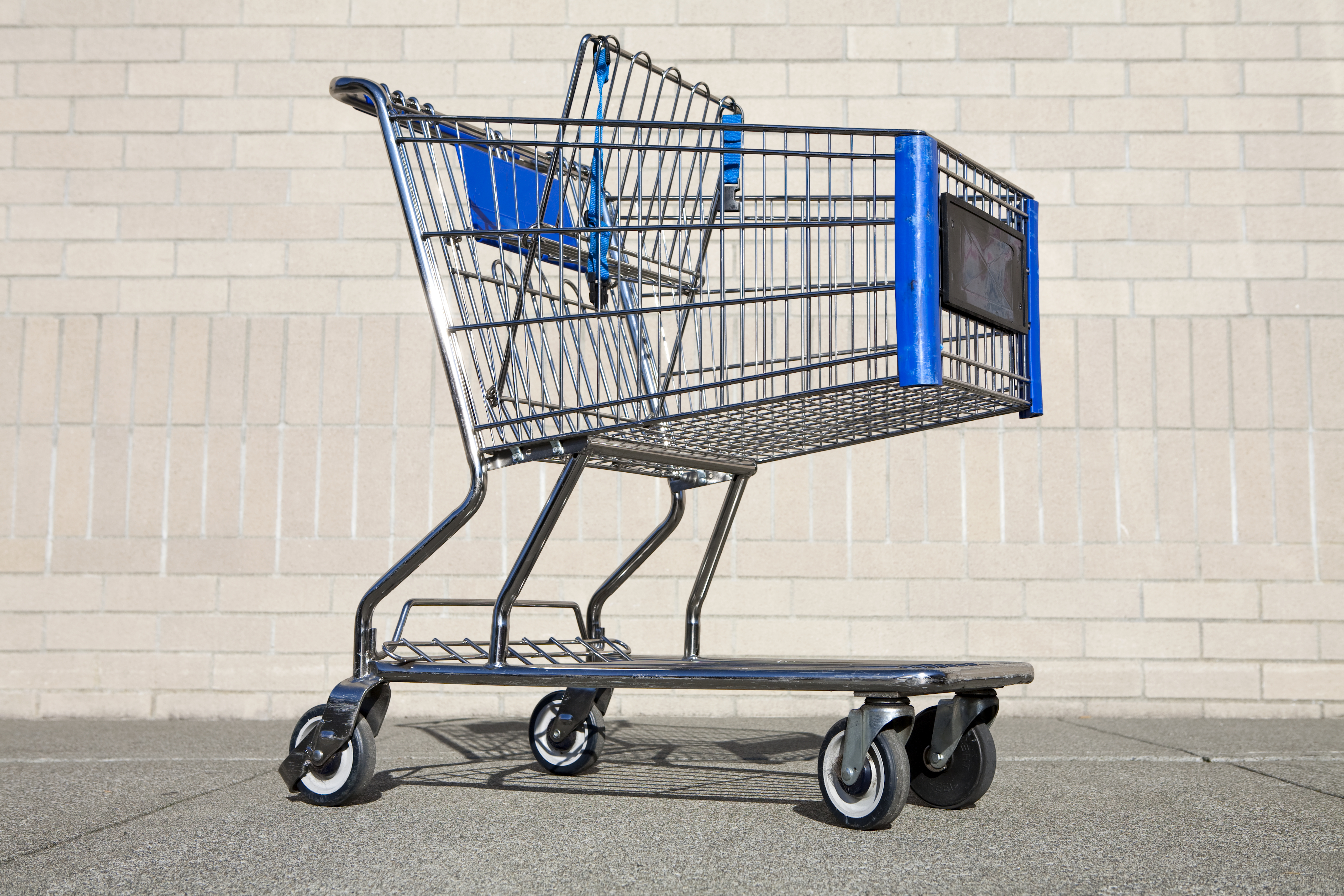 Mom doesn’t return grocery cart when she shops with kids – NBC New York