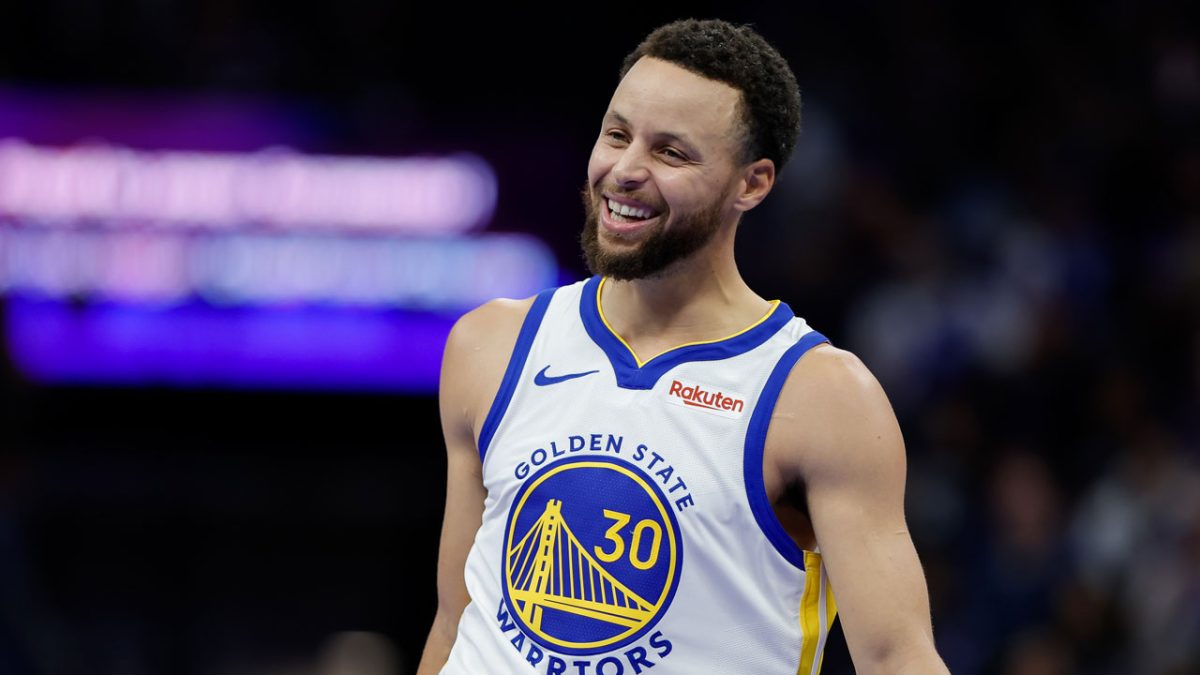 Steph Curry, Warriors agrees to one-year, $62.6M extension: Report ...