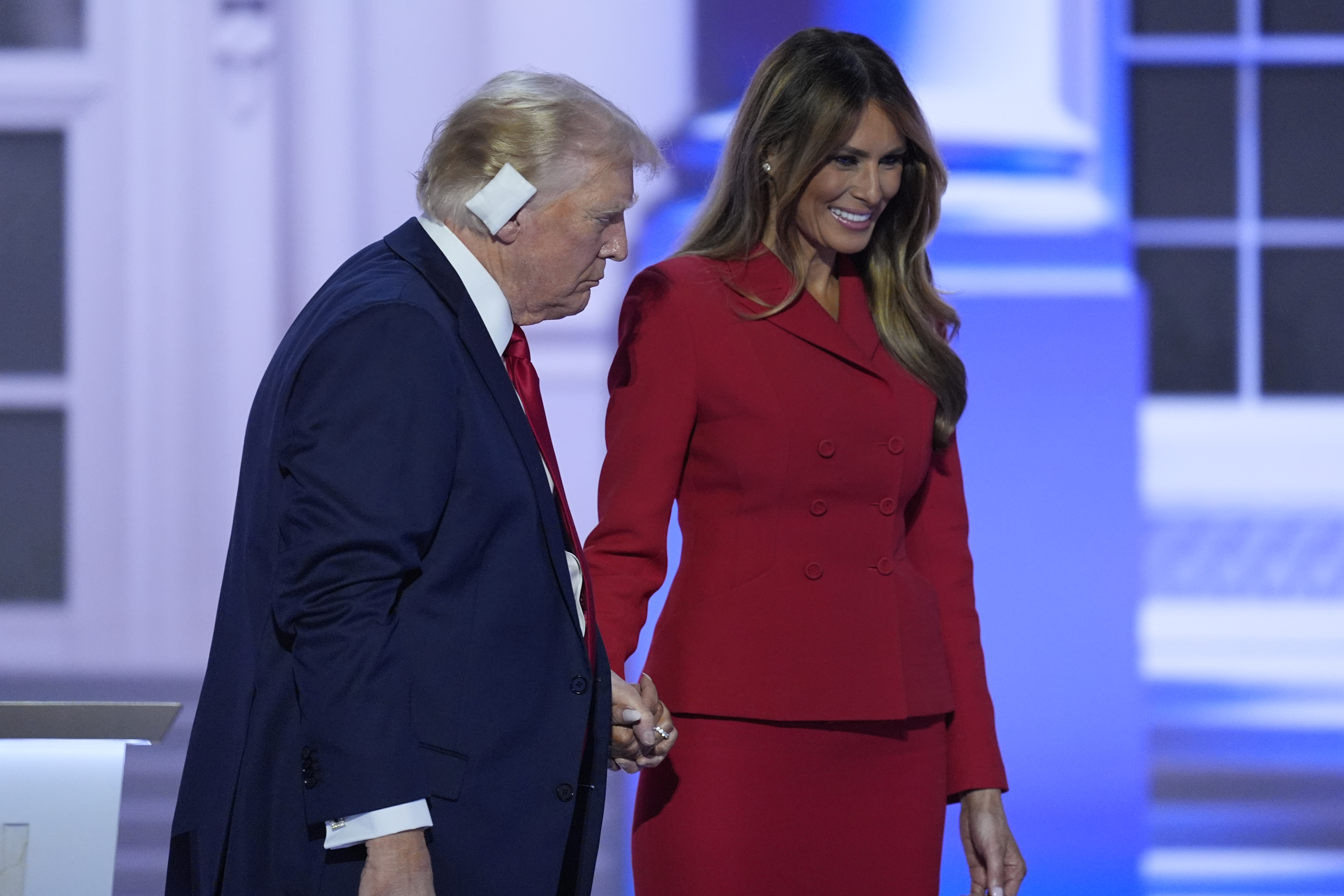 Melania Trump makes rare appearance on RNC’s last night – NBC New York
